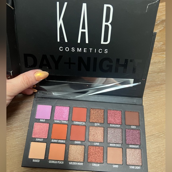 Kab Cosmetics | Makeup | Kab Cosmetics Day Night Eyeshadow Palette ...